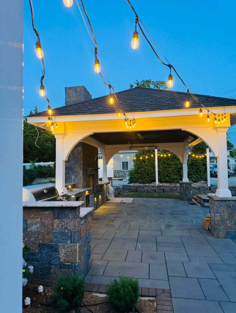 South Jersey Bistro & Cafe Lighting Installation | Lisk Holiday Decor